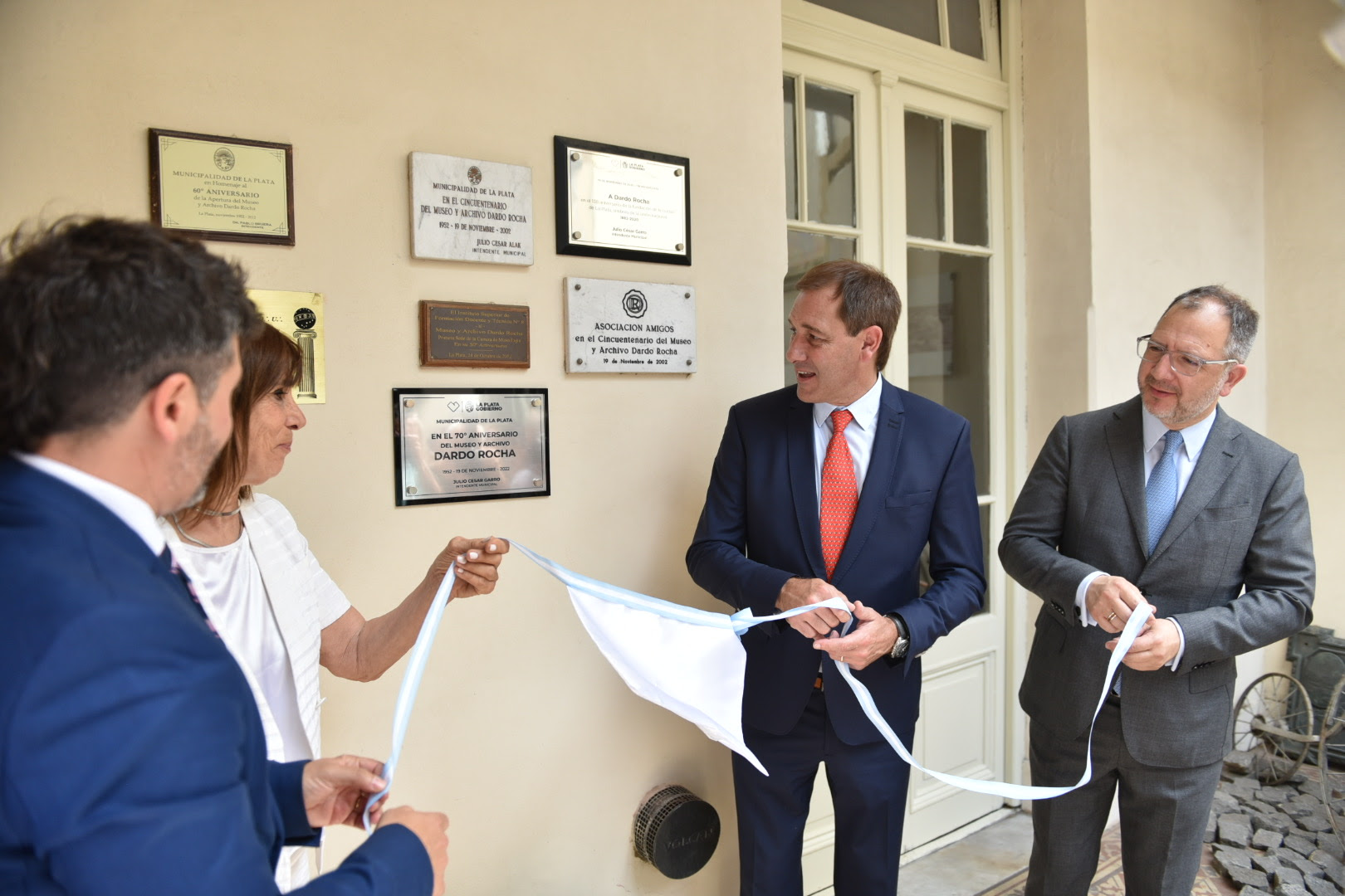 Izamiento de bandera, Tedeum y homenaje a Dardo Rocha: La Plata celebra ...
